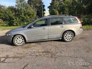 Pelēks Volvo V50 2005 Talsi, ar dzinēja tilpumu 2.00 L un nobraukumu 395 tūkst. km par 7950 €, foto 4 vietnē AUTOMOTO.COM.LV