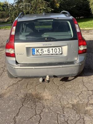 Pelēks Volvo V50 2005 Talsi, ar dzinēja tilpumu 2.00 L un nobraukumu 395 tūkst. km par 7950 €, foto 6 vietnē AUTOMOTO.COM.LV