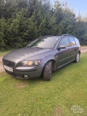Grey Volvo V50 2005 in Elektrenai, with an engine capacity of 2.00 L and mileage of 490 thousand km for 999 €, photo 5 on AUTOMOTO.COM.LV