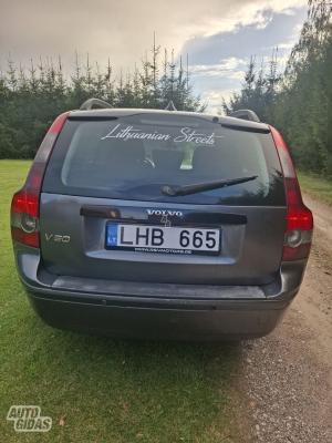 Grey Volvo V50 2005 in Elektrenai, with an engine capacity of 2.00 L and mileage of 490 thousand km for 999 €, photo 10 on AUTOMOTO.COM.LV