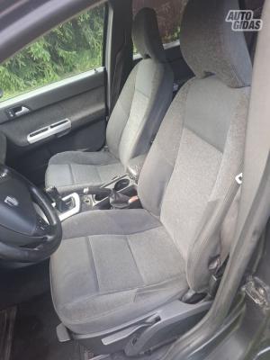 Grey Volvo V50 2005 in Elektrenai, with an engine capacity of 2.00 L and mileage of 490 thousand km for 999 €, photo 12 on AUTOMOTO.COM.LV