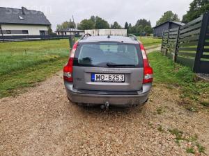 Pelēks Volvo V50 2005 Rīga, ar dzinēja tilpumu 2.40 L un nobraukumu 251 tūkst. km par 1250 €, foto 6 vietnē AUTOMOTO.COM.LV