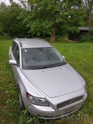Pelēks Volvo V50 2006 Jēkabpils, ar dzinēja tilpumu 1.80 L un nobraukumu 276 tūkst. km par 1000 €, foto 2 vietnē AUTOMOTO.COM.LV