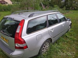 Pelēks Volvo V50 2006 Jēkabpils, ar dzinēja tilpumu 1.80 L un nobraukumu 276 tūkst. km par 1000 €, foto 3 vietnē AUTOMOTO.COM.LV
