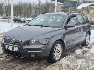 Grey Volvo V50 2006 in Riga, with an engine capacity of 2.00 L and mileage of 0 thousand km for 1900 €, photo 3 on AUTOMOTO.COM.LV