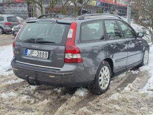 Grey Volvo V50 2006 in Riga, with an engine capacity of 2.00 L and mileage of 0 thousand km for 1900 €, photo 5 on AUTOMOTO.COM.LV
