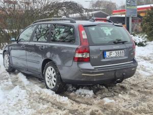 Grey Volvo V50 2006 in Riga, with an engine capacity of 2.00 L and mileage of 0 thousand km for 1900 €, photo 6 on AUTOMOTO.COM.LV