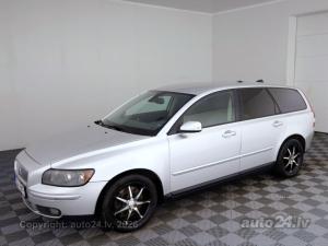 Grey Volvo V50 2006 in Tallinn, with an engine capacity of 2.40 L and mileage of 306 thousand km for 1499 €, photo 2 on AUTOMOTO.COM.LV