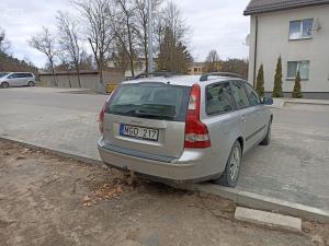 Grey Volvo V50 2006 in Vilnius, with an engine capacity of 1.60 L and mileage of 427 thousand km for 650 €, photo 5 on AUTOMOTO.COM.LV