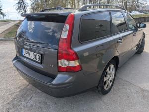 Pelēks Volvo V50 2006 Elektrėnai, ar dzinēja tilpumu 2.00 L un nobraukumu 423 tūkst. km par 1299 €, foto 4 vietnē AUTOMOTO.COM.LV