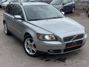 Серый Вольво В50 2006 в Рига, объемом двигателя 2.40 л и пробегом 235 тыс. км за 3250 €, фото 7 на AUTOMOTO.COM.LV