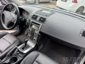Серый Вольво В50 2006 в Рига, объемом двигателя 2.40 л и пробегом 235 тыс. км за 3250 €, фото 16 на AUTOMOTO.COM.LV