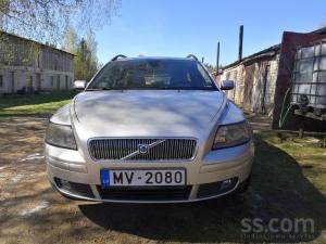 Серый Вольво В50 2006 в Екабпилс, объемом двигателя 2.40 л и пробегом 306 тыс. км за 2200 €, фото  на AUTOMOTO.COM.LV