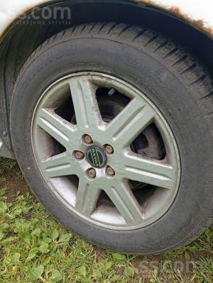 Grey Volvo V50 2006 in Riga, with an engine capacity of 2.40 L and mileage of 432 thousand km for 1400 €, photo 5 on AUTOMOTO.COM.LV