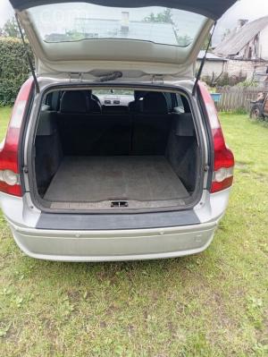 Grey Volvo V50 2006 in Riga, with an engine capacity of 2.40 L and mileage of 432 thousand km for 1400 €, photo 11 on AUTOMOTO.COM.LV