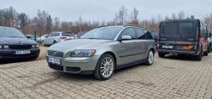 Pelēks Volvo V50 2006 Valmiera, ar dzinēja tilpumu 2.00 L un nobraukumu 298 tūkst. km par 1700 €, foto 4 vietnē AUTOMOTO.COM.LV