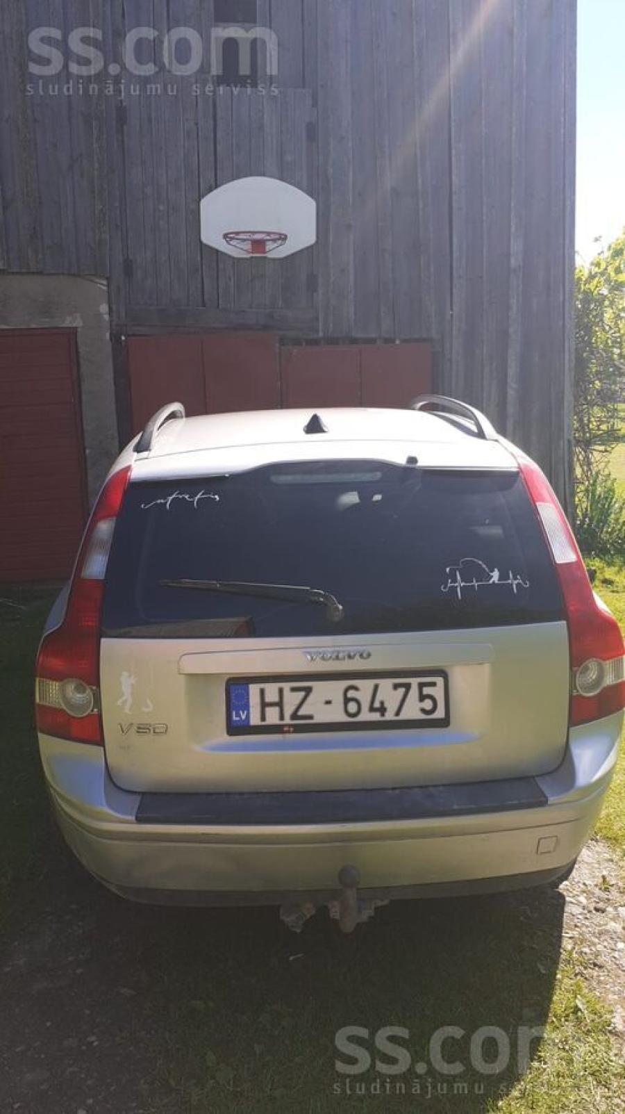 Pelēks Volvo V50 2006 Bauska, ar dzinēja tilpumu 1.60 L un nobraukumu 465 tūkst. km par 1300 €, foto 5 vietnē AUTOMOTO.COM.LV