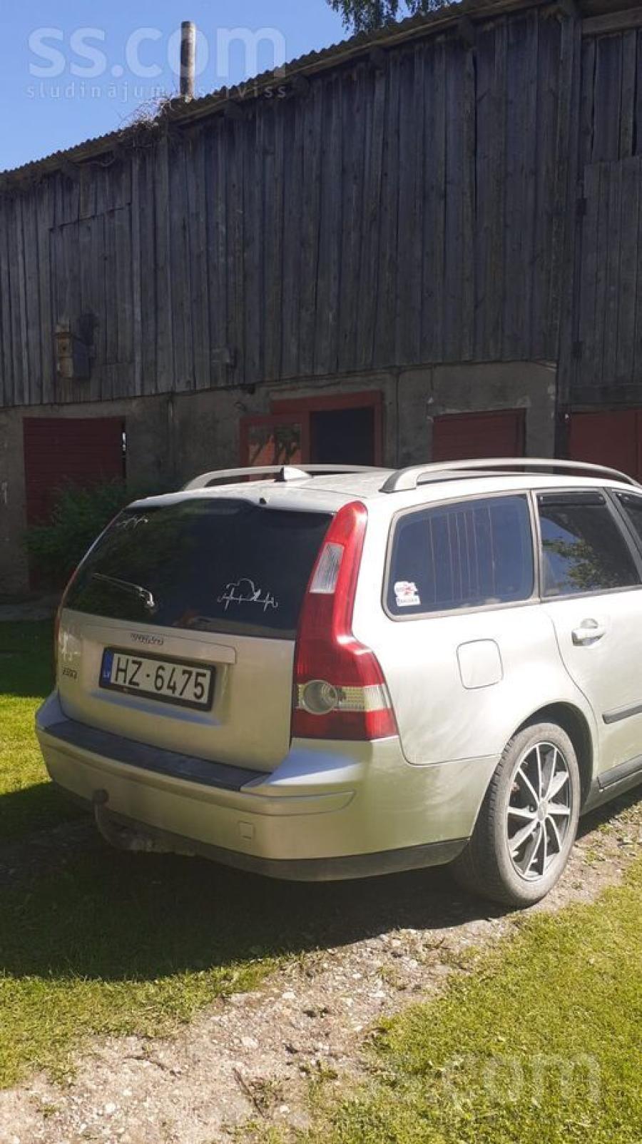 Pelēks Volvo V50 2006 Bauska, ar dzinēja tilpumu 1.60 L un nobraukumu 465 tūkst. km par 1300 €, foto 11 vietnē AUTOMOTO.COM.LV