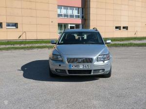 Pelēks Volvo V50 2006 Kauņa, ar dzinēja tilpumu 2.00 L un nobraukumu 353 tūkst. km par 700 €, foto 3 vietnē AUTOMOTO.COM.LV