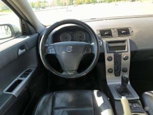 Pelēks Volvo V50 2006 Kauņa, ar dzinēja tilpumu 2.00 L un nobraukumu 353 tūkst. km par 700 €, foto 10 vietnē AUTOMOTO.COM.LV