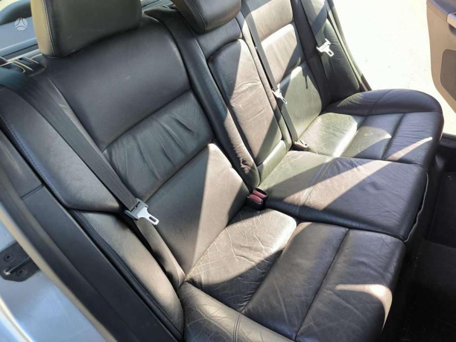Pelēks Volvo V50 2006 Kauņa, ar dzinēja tilpumu 2.00 L un nobraukumu 353 tūkst. km par 700 €, foto 19 vietnē AUTOMOTO.COM.LV