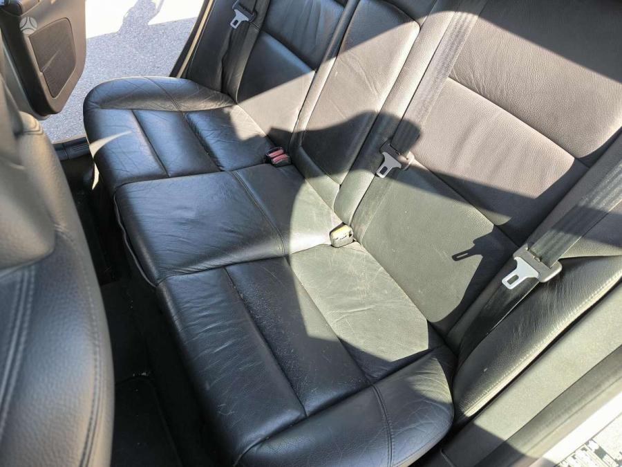 Pelēks Volvo V50 2006 Kauņa, ar dzinēja tilpumu 2.00 L un nobraukumu 353 tūkst. km par 700 €, foto 20 vietnē AUTOMOTO.COM.LV