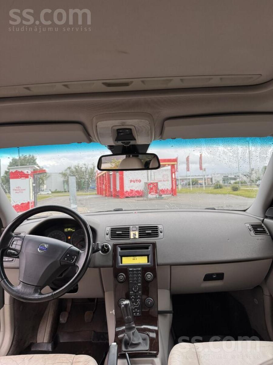 Pelēks Volvo V50 2006 Rīga, ar dzinēja tilpumu 2.00 L un nobraukumu 359 tūkst. km par 1500 €, foto 10 vietnē AUTOMOTO.COM.LV