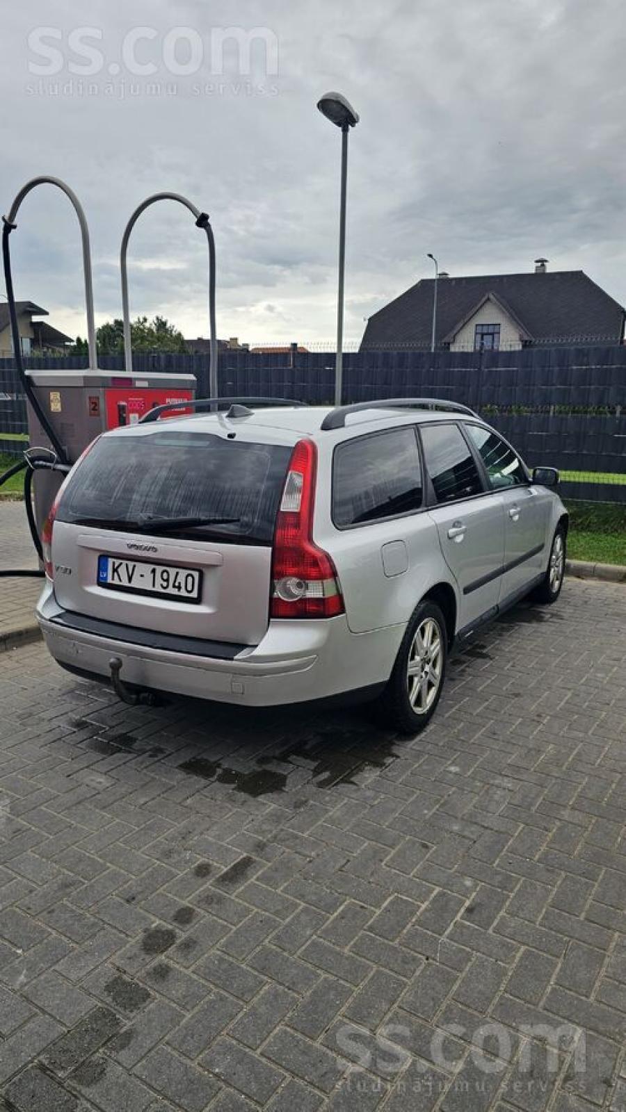 Grey Volvo V50 2006 in Ventspils, with an engine capacity of 1.60 L and mileage of 339 thousand km for 1600 €, photo 5 on AUTOMOTO.COM.LV