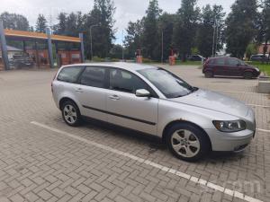 Grey Volvo V50 2006 in Jelgava, with an engine capacity of 2.00 L and mileage of 531 thousand km for 750 €, photo 3 on AUTOMOTO.COM.LV