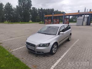 Grey Volvo V50 2006 in Jelgava, with an engine capacity of 2.00 L and mileage of 531 thousand km for 750 €, photo 5 on AUTOMOTO.COM.LV