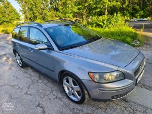 Grey Volvo V50 2006 in Taurage, with an engine capacity of 2.00 L and mileage of 316 thousand km for 1650 €, photo 8 on AUTOMOTO.COM.LV