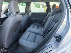 Grey Volvo V50 2006 in Taurage, with an engine capacity of 2.00 L and mileage of 316 thousand km for 1650 €, photo 12 on AUTOMOTO.COM.LV