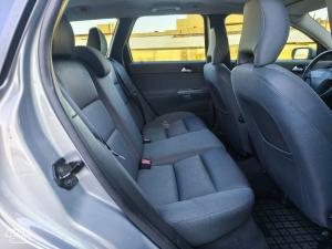 Grey Volvo V50 2006 in Taurage, with an engine capacity of 2.00 L and mileage of 316 thousand km for 1650 €, photo 13 on AUTOMOTO.COM.LV