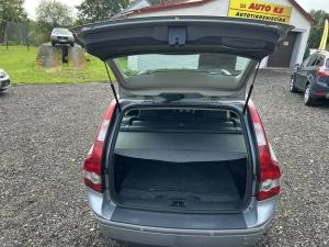 Pelēks Volvo V50 2006 Limbaži, ar dzinēja tilpumu 2.00 L un nobraukumu 349 tūkst. km par 1950 €, foto 8 vietnē AUTOMOTO.COM.LV