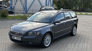 Pelēks Volvo V50 2006 Rīga, ar dzinēja tilpumu 2.00 L un nobraukumu 260 tūkst. km par 3100 €, foto 3 vietnē AUTOMOTO.COM.LV