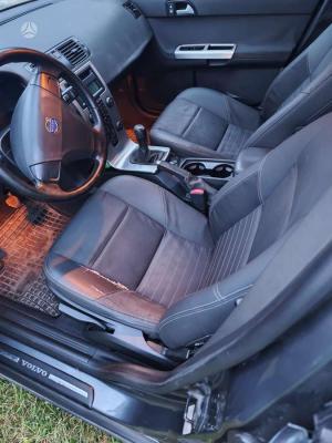Pelēks Volvo V50 2006 Kauņa, ar dzinēja tilpumu 2.00 L un nobraukumu 462 tūkst. km par 700 €, foto 8 vietnē AUTOMOTO.COM.LV