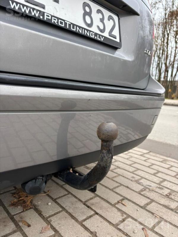 Grey Volvo V50 2006 in Bauska, with an engine capacity of 2.00 L and mileage of 280 thousand km for 1750 €, photo 10 on AUTOMOTO.COM.LV