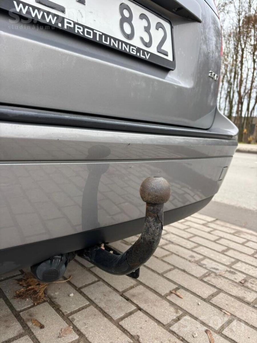 Grey Volvo V50 2006 in Bauska, with an engine capacity of 2.00 L and mileage of 280 thousand km for 1750 €, photo 10 on AUTOMOTO.COM.LV