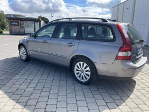 Pelēks Volvo V50 2006 Viļņa, ar dzinēja tilpumu 2.00 L un nobraukumu 300 tūkst. km par 1900 €, foto 4 vietnē AUTOMOTO.COM.LV