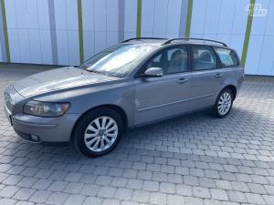 Pelēks Volvo V50 2006 Viļņa, ar dzinēja tilpumu 2.00 L un nobraukumu 300 tūkst. km par 1900 €, foto 7 vietnē AUTOMOTO.COM.LV