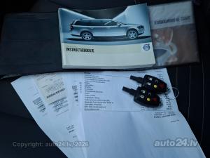 Pelēks Volvo V50 2006 Tartu, ar dzinēja tilpumu 1.60 L un nobraukumu 365 tūkst. km par 1890 €, foto 14 vietnē AUTOMOTO.COM.LV