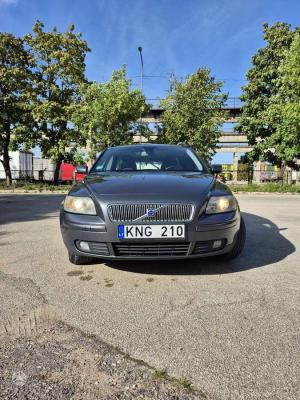 Pelēks Volvo V50 2006 Kauņa, ar dzinēja tilpumu 1.56 L un nobraukumu 335 tūkst. km par 1700 €, foto 3 vietnē AUTOMOTO.COM.LV