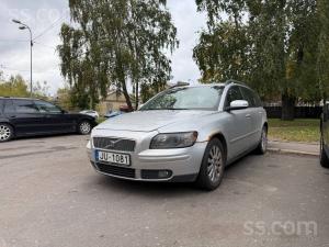 Серый Вольво В50 2006 в Рига, объемом двигателя 1.60 л и пробегом 302 тыс. км за 1500 €, фото 6 на AUTOMOTO.COM.LV