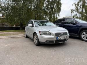 Серый Вольво В50 2006 в Рига, объемом двигателя 1.60 л и пробегом 302 тыс. км за 1500 €, фото 7 на AUTOMOTO.COM.LV