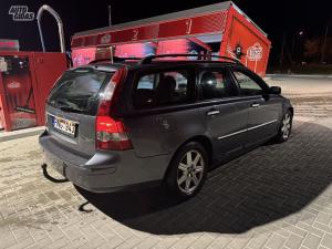 Pelēks Volvo V50 2006 Mažeikiai, ar dzinēja tilpumu 2.00 L un nobraukumu 440 tūkst. km par 1300 €, foto 5 vietnē AUTOMOTO.COM.LV