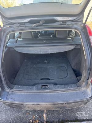 Pelēks Volvo V50 2006 Mažeikiai, ar dzinēja tilpumu 2.00 L un nobraukumu 440 tūkst. km par 1300 €, foto 10 vietnē AUTOMOTO.COM.LV