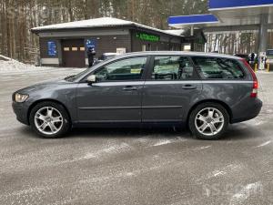 Grey Volvo V50 2007 in Riga, with an engine capacity of 1.60 L and mileage of 0 thousand km for 2799 €, photo 2 on AUTOMOTO.COM.LV