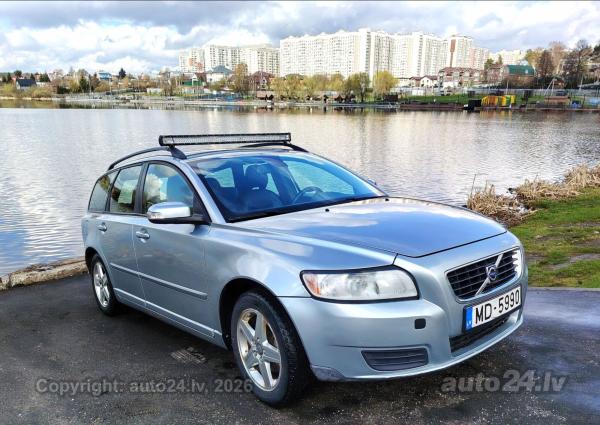 Grey Volvo V50 2007 in Preili, with an engine capacity of 1.56 L and mileage of 255 thousand km for 2500 €, photo 1 on AUTOMOTO.COM.LV