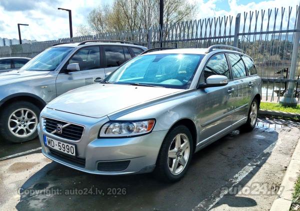 Grey Volvo V50 2007 in Preili, with an engine capacity of 1.56 L and mileage of 255 thousand km for 2500 €, photo 6 on AUTOMOTO.COM.LV
