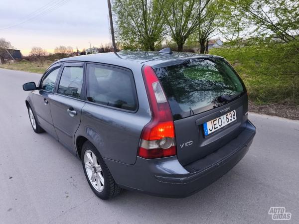 Grey Volvo V50 2007 in Taurage, with an engine capacity of 2.00 L and mileage of 457 thousand km for 1650 €, photo 3 on AUTOMOTO.COM.LV